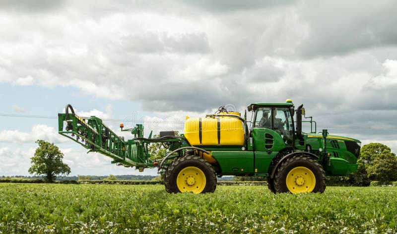 John Deere Sprayer Spraying in Bean Field Editorial Stock Image - Image ...