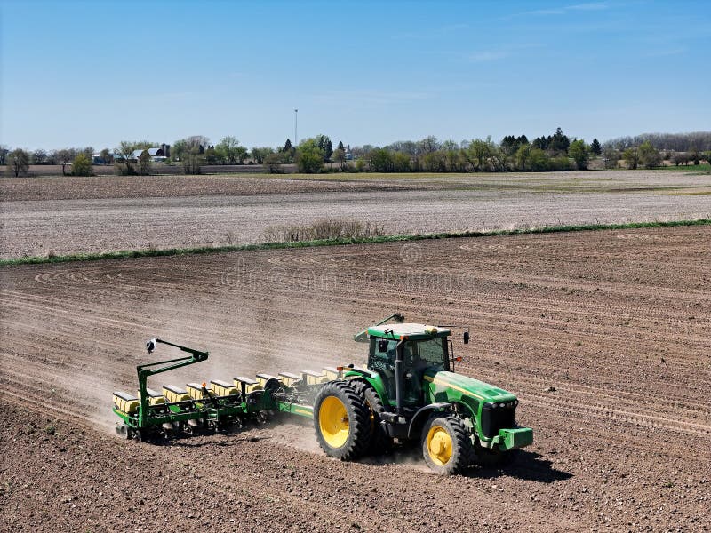 John Deere 8120 Tractor Pulling a John Deere 1760 12 Row Planter ...