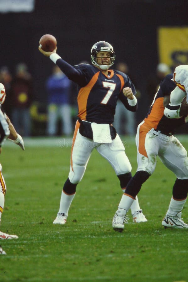 John Elway Denver Broncos editorial image. Image of denver - 27311385