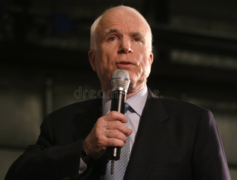 John McCain Speech Headshot Editorial Image - Image of speech ...