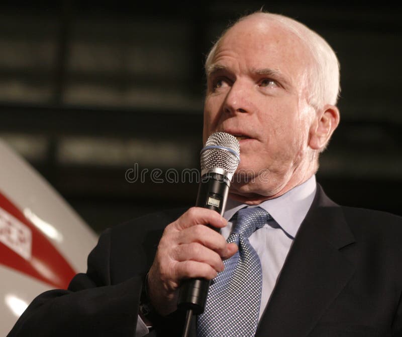 John McCain Speech Headshot Editorial Image - Image of speech, senator ...
