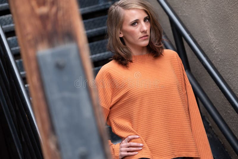 Jolie Femme Blonde De Fille Image Stock Image Du Blanc Chevelu