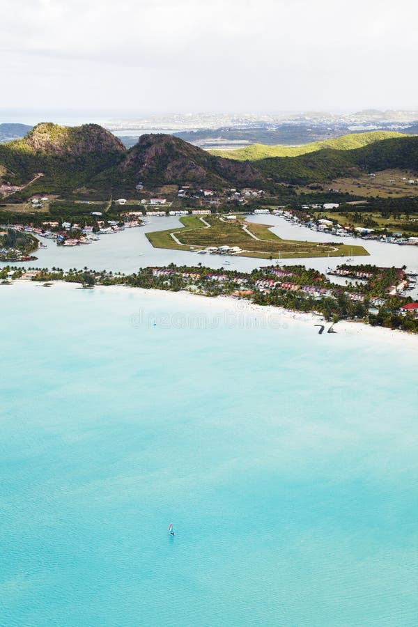 Jolly Beach Aerial View, Antigua Image stock - Image du célèbre ...