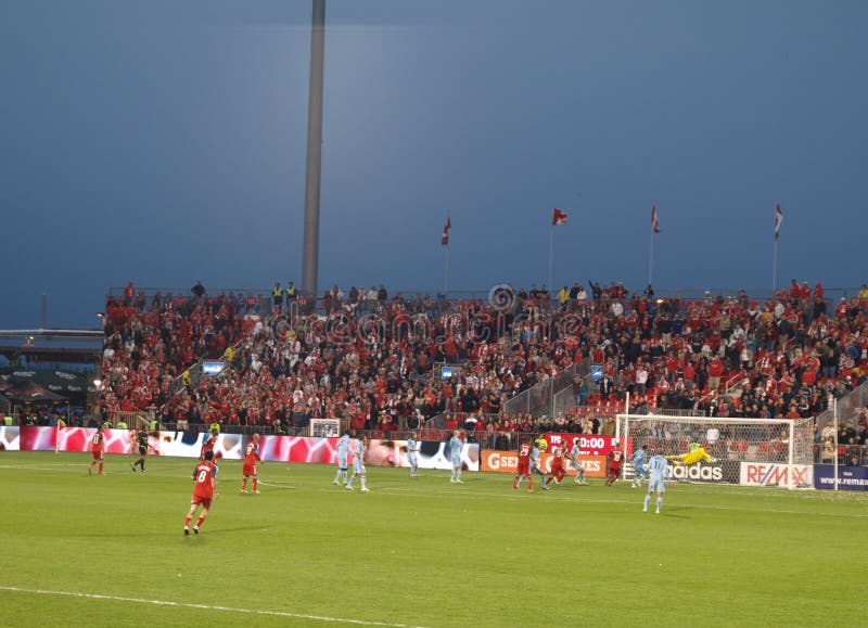 Jon Kempin Saves Sporting Kansas City Editorial Photo - Image of play ...