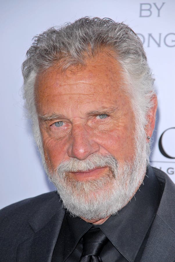 Jonathan Goldsmith imagen editorial. Imagen de fragancia - 37286800