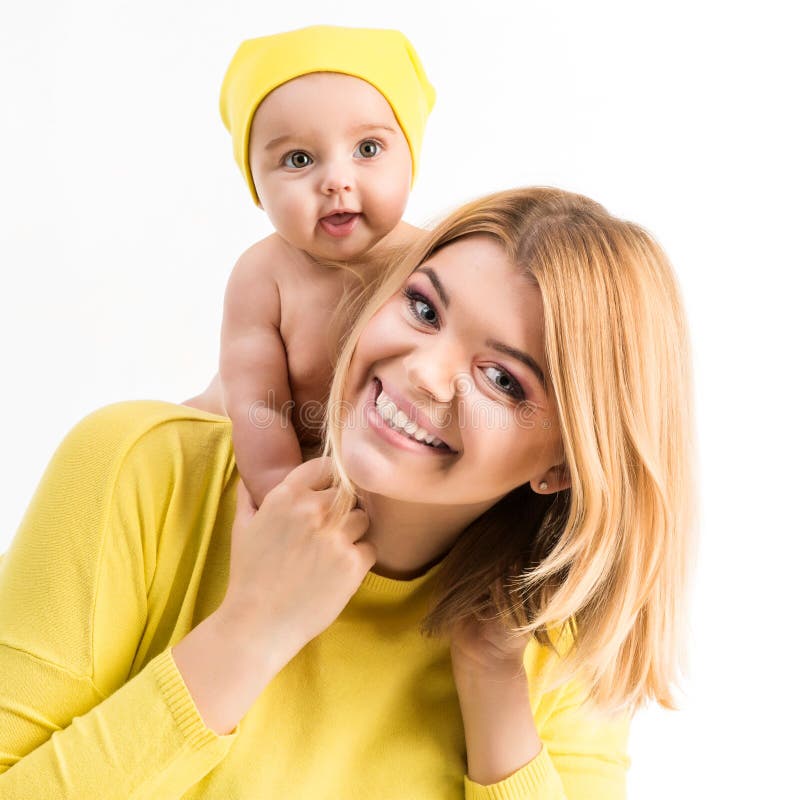 Jonge Moeder Met Haar Weinig Dochter Stock Afbeelding - Image of ... Jonge Moeder Met Haar Weinig Dochter Stock Afbeelding - Image of ...