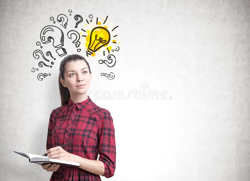 Jonge Vrouw Met Een Ontwerper, Vraag, Idee Stock Foto - Image of ...