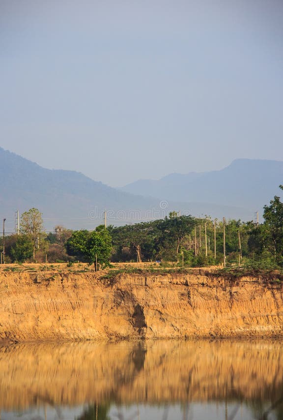 Jorderosion fotografering för bildbyråer. Bild av erodera - 31055367