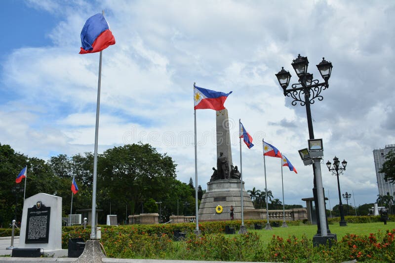 Jose Rizal Statue at Rizal Park in Manila, Philippines Editorial Stock ...