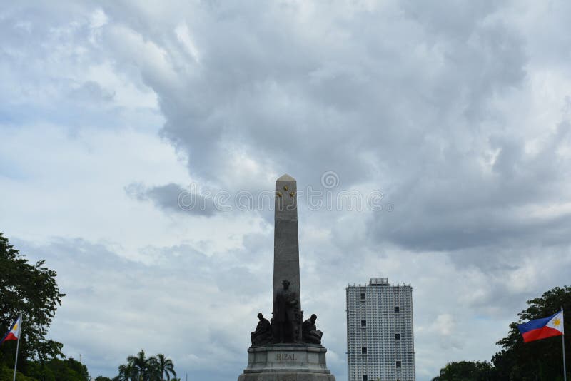 Jose Rizal Statue at Rizal Park in Manila, Philippines Editorial Image ...