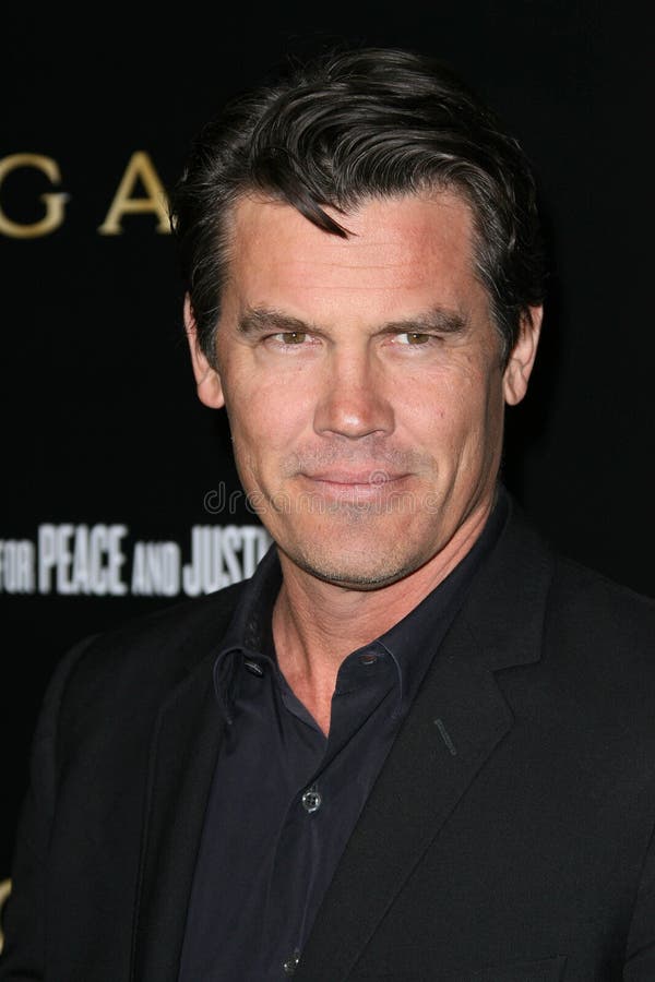 Josh Brolin editorial image. Image of children, paul - 25372795
