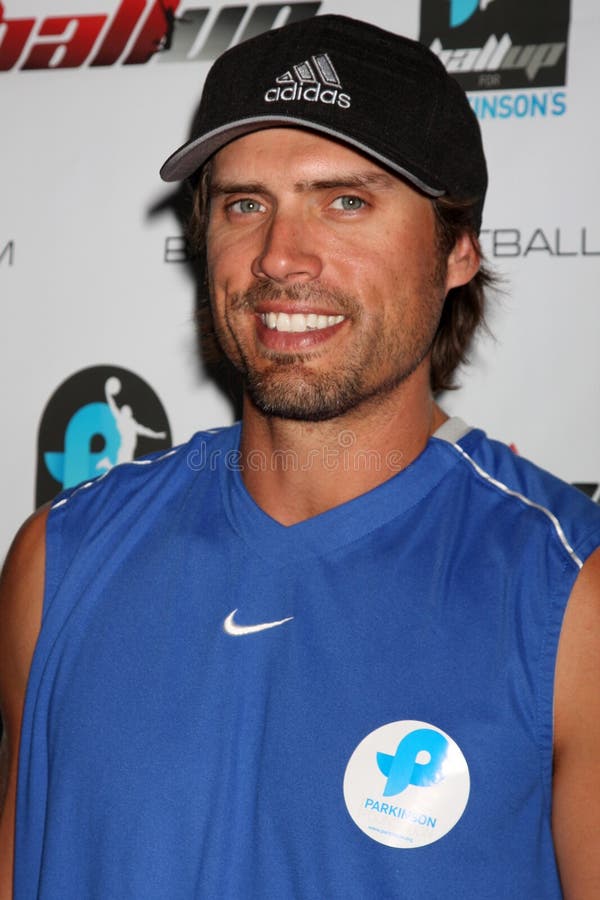 Joshua Morrow's Instagram, Twitter & Facebook on IDCrawl