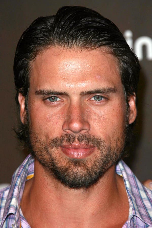 Joshua Morrow's Instagram, Twitter & Facebook on IDCrawl