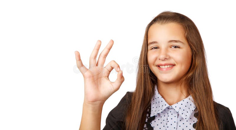 Joven Sonriente Haciendo Gestos Está Bien Foto De Archivo Imagen De