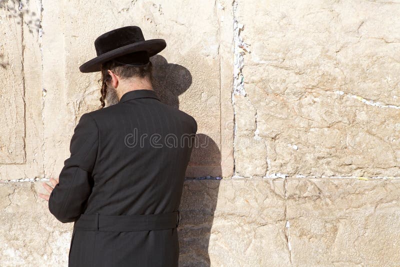 Judendom redaktionell arkivfoto. Bild av askfat - 33531248