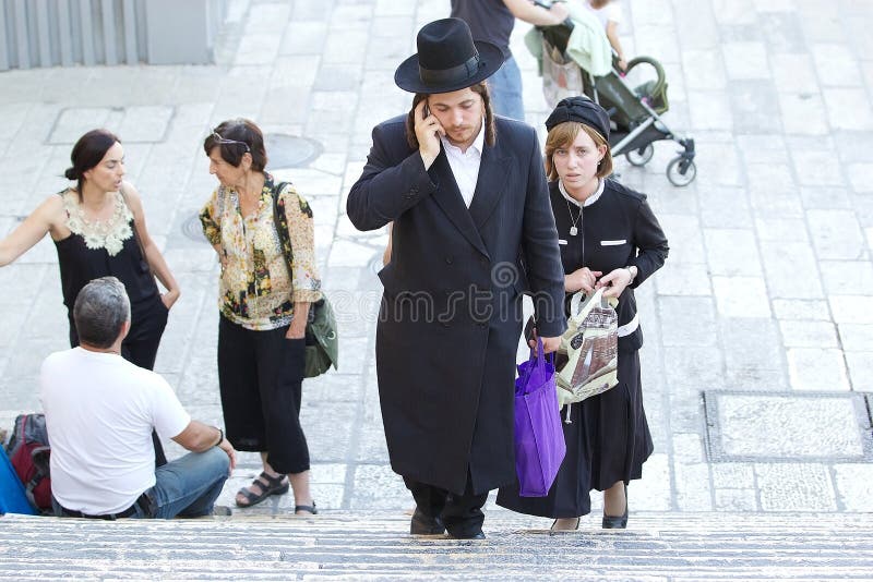 Judisk ortodox man redaktionell fotografering för bildbyråer. Bild av ...