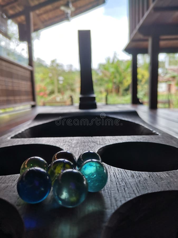 Juegos Tradicionales De Chongkak Foto de archivo - Imagen de ...