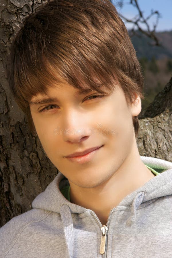 Jugendlicher stockbild. Bild von kopf, porträt, ethnisch - 22407
