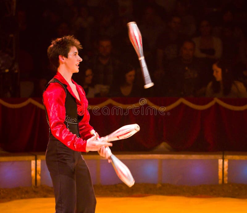 Juggling editorial stock image. Image of artist, people - 20830474