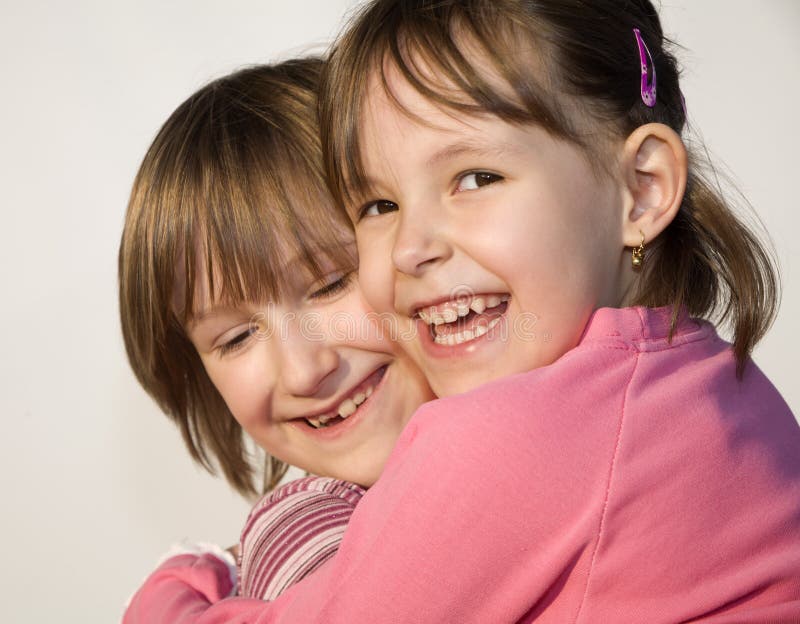 Juich En Liefde Van Zusters Toe Stock Afbeelding - Image of spel ...