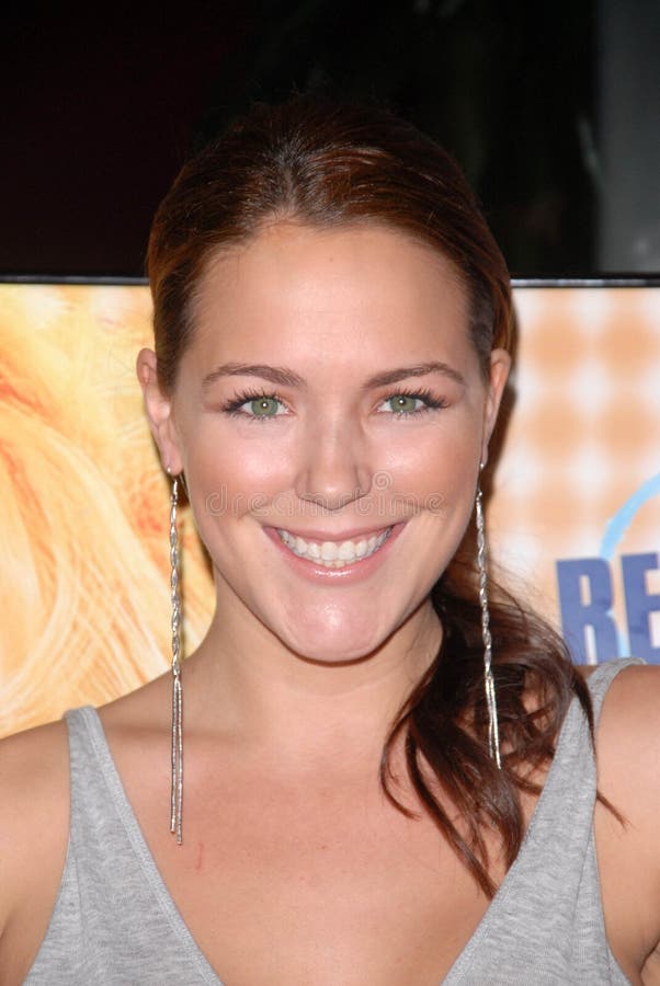 Julia Anderson editorial photo. Image of paramount, party - 25006911