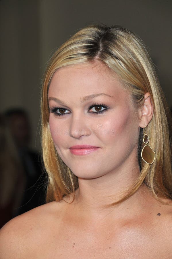 Julia Stiles, Julia Stiles at the 63rd Annual Directors Guild of ...