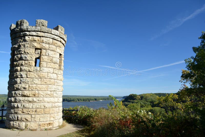 Julien Dubuque Monument foto de archivo. Imagen de dubuque - 136468028