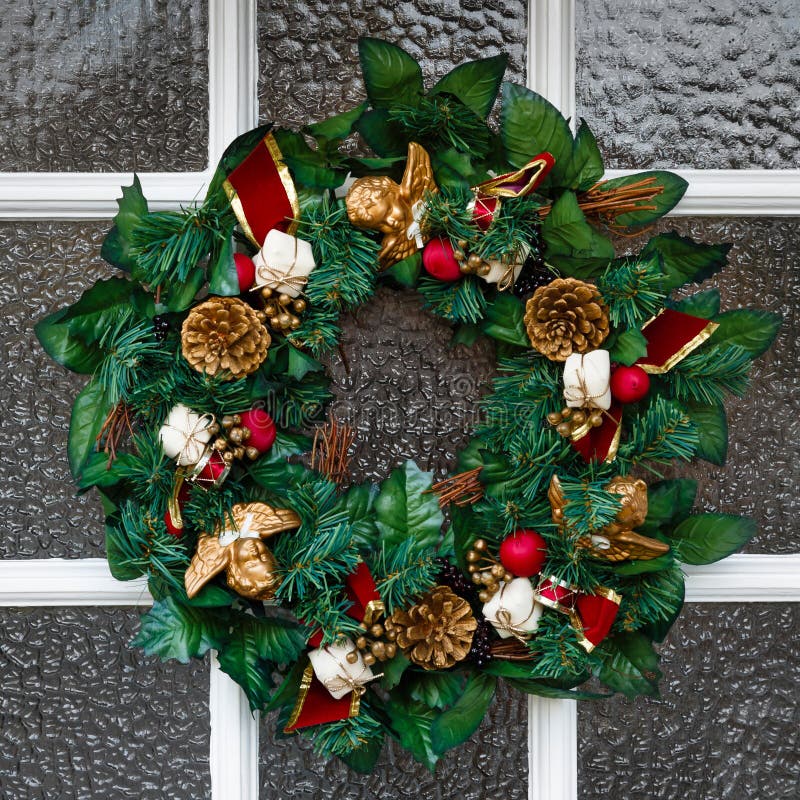 Julkransar arkivfoto. Bild av garneringar, försäljning - 47961432