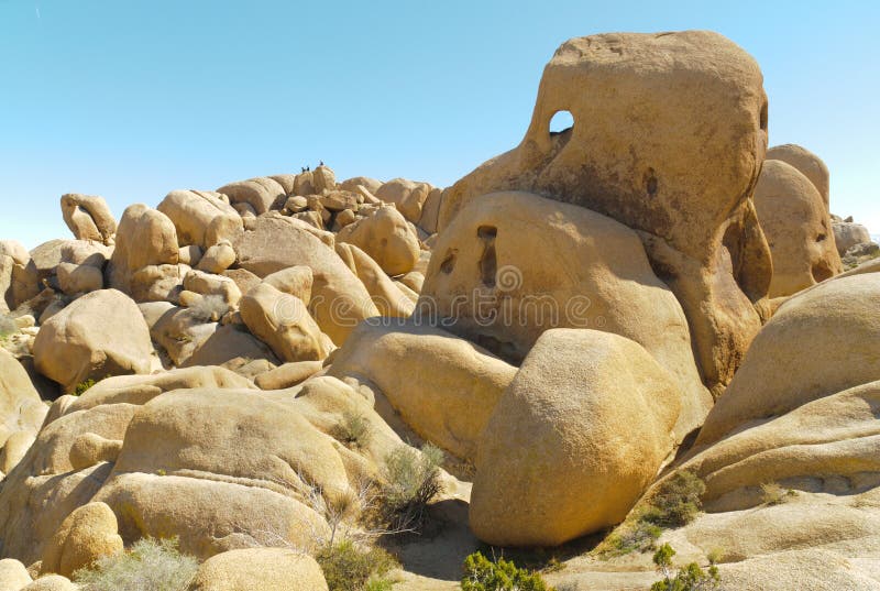 Jumbo Rocks formations stock image. Image of rocks, california - 21739567