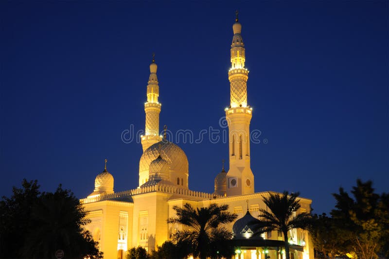 Jumeriah Moschee, Dubai, UAE Stockfoto - Bild von moschee, dubai: 2278896