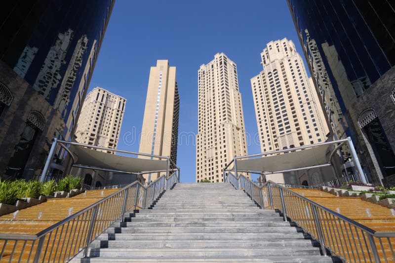 Jumeirah Strand-Wohnsitz, Dubai Stockbild - Bild von treppe, jachthafen ...