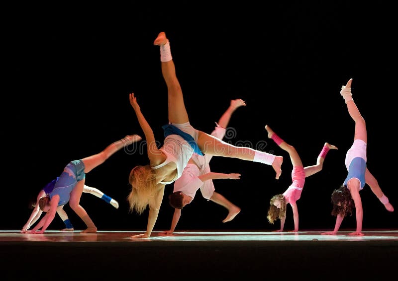 Jump from the stage editorial photo. Image of people - 102255446