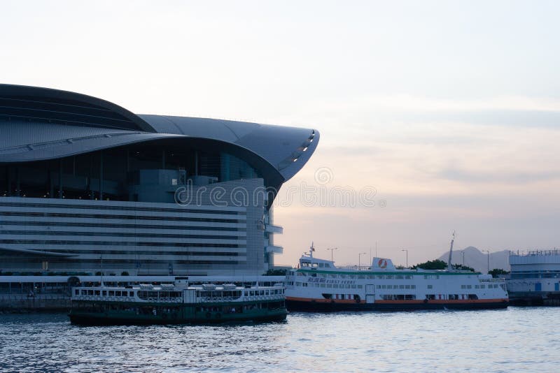 22 June 2007 the Central Waterfront Promenade at Hong Kong Editorial ...