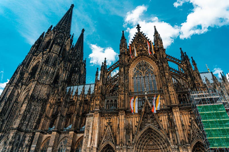 June. Cologne Cathedral in the Morning Sun, Cologne, Germany Stock ...