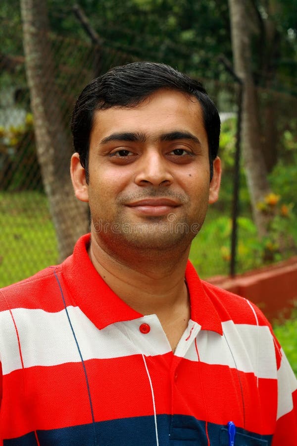 Junger Inder stockbild. Bild von ausdruck, lächeln, ruhe - 11258219