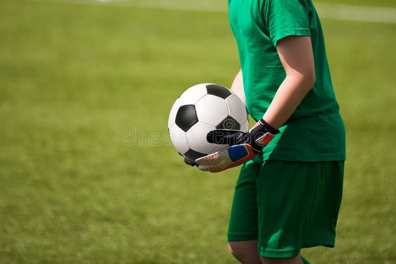 Back Of Children Football Player Junge Junge Im Fußball-Ziel Low-Angle ...