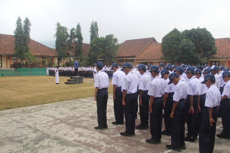 Junior High School Students Held a Flag Ceremony. Editorial Photography ...
