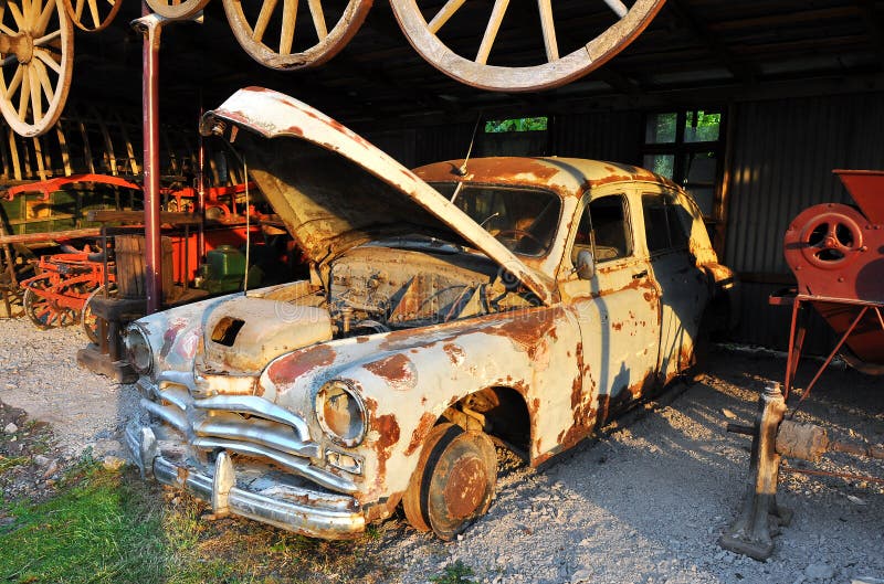Rusty Old Car stock photo. Image of cabin, empty, country - 51935468