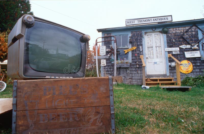 Junk in a front yard editorial stock photo. Image of television - 23177928