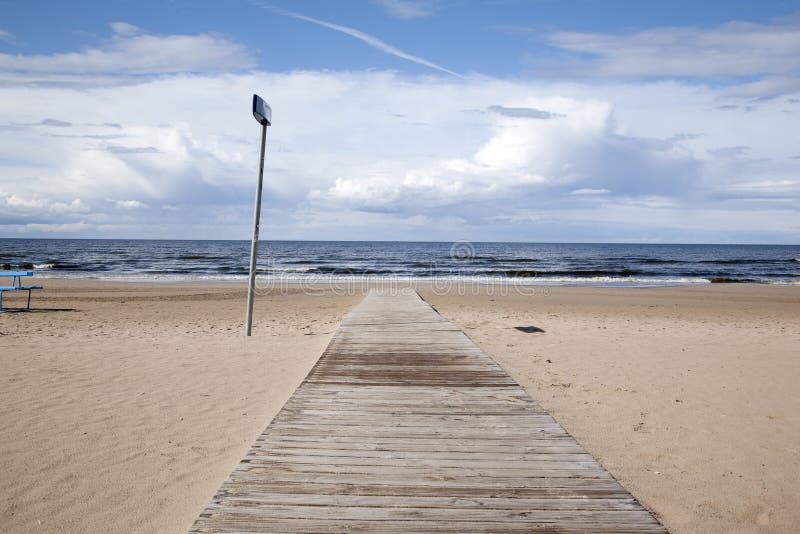 Jurmala-Strand Riga stockbild. Bild von ruhe, küste, ufer - 52375817