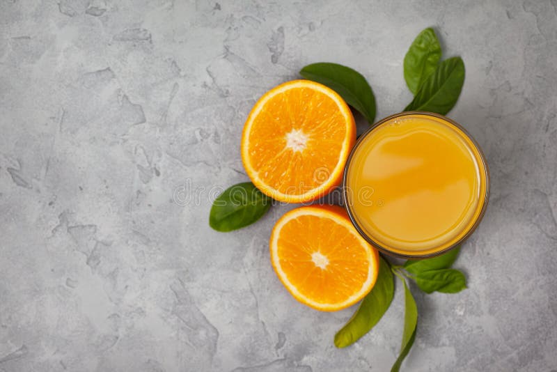 Jus d'orange stock afbeelding. Image of verfrissing - 102804731