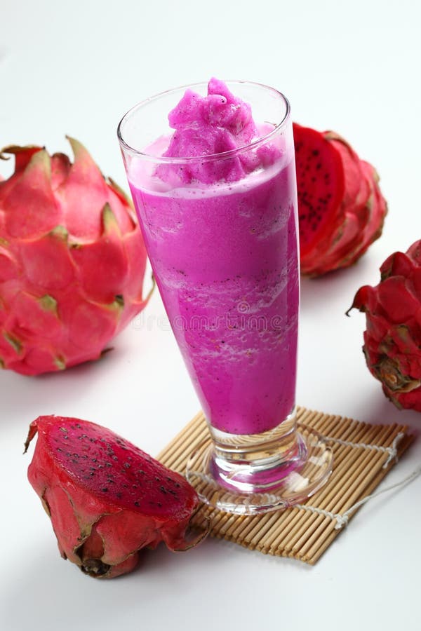 Jus de fruit de dragon photo stock. Image du rouge, délicieux - 10077074
