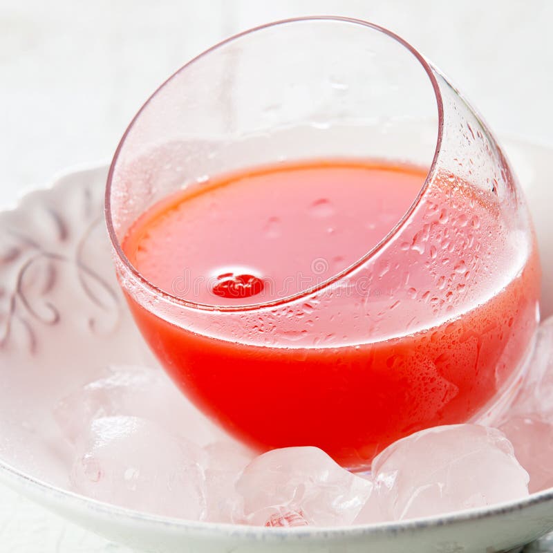 390,262 Jus Rouge Photos libres de droits et gratuites de Dreamstime