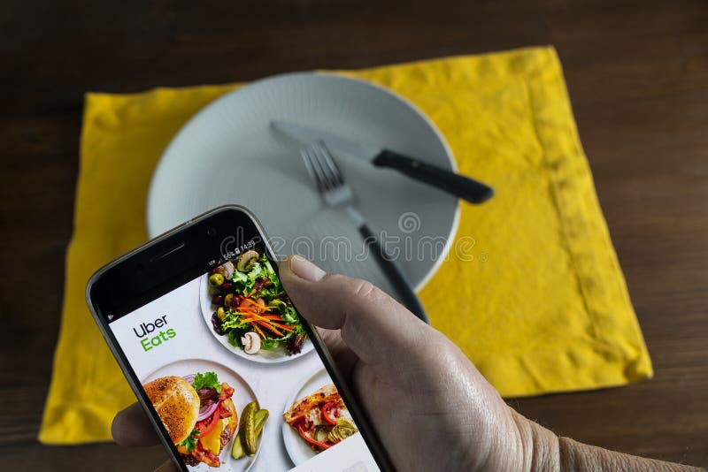 Just Eat App on Mobile Phone Editorial Photo - Image of eats, apps ...