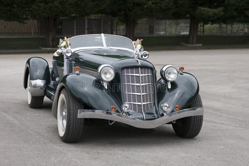 Just married car stock photo. Image of married, auburn - 96309274