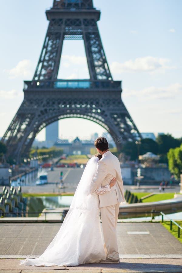 Just Married Couple in Paris Stock Photo - Image of outdoors, family ...