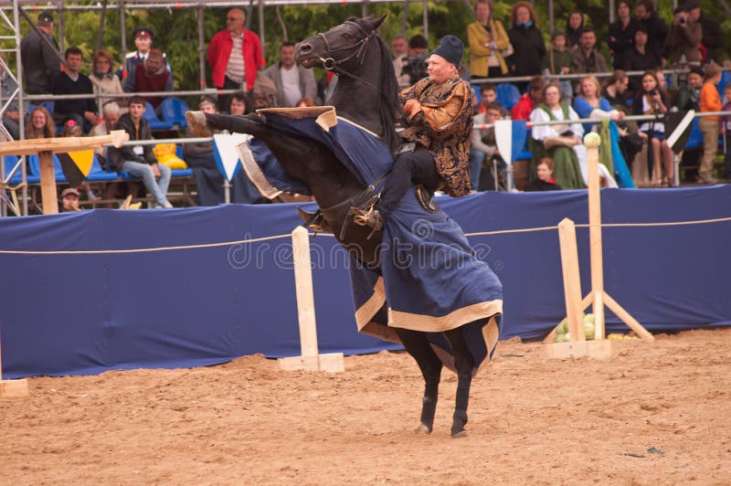 Justa medieval imagen de archivo editorial. Imagen de semental - 31797384