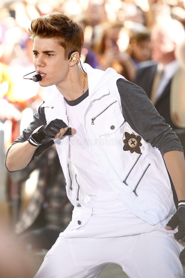 Justin Bieber editorial image. Image of actor, black - 18158155