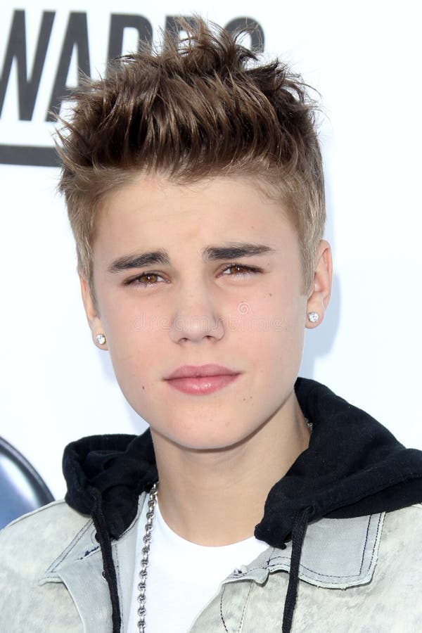 Justin Bieber Wallpapers 2012 Free Download First Step 2 Forever: My
