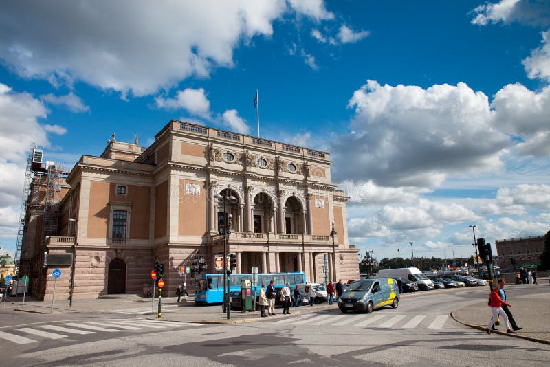 Die Königliche Oper Stockholm, Schweden Stockfoto - Bild von grenzstein ...
